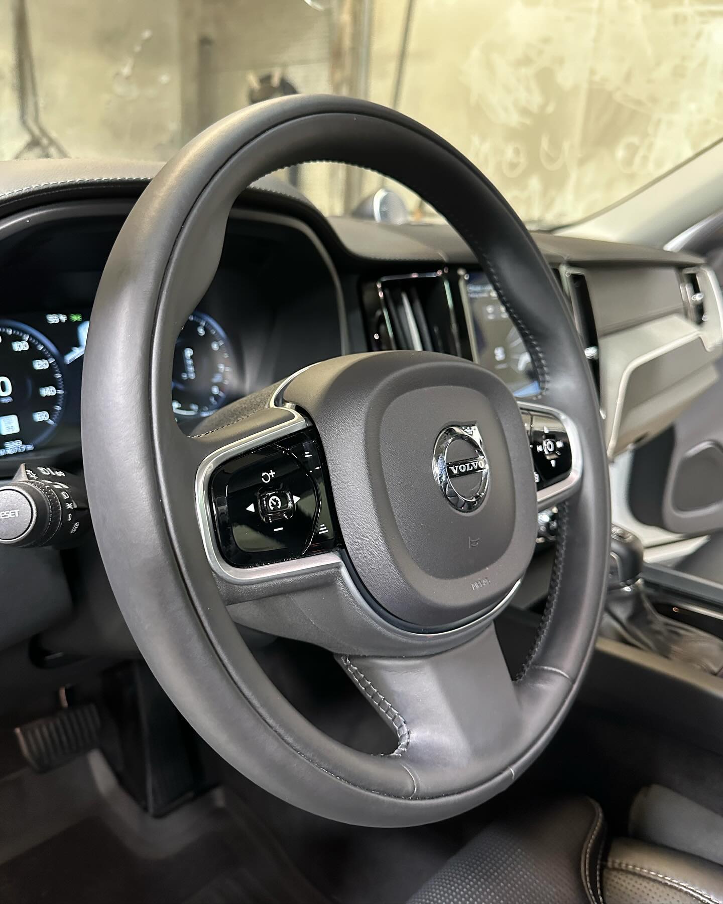 Before & After – Purple Turtle Fine Auto Detailing